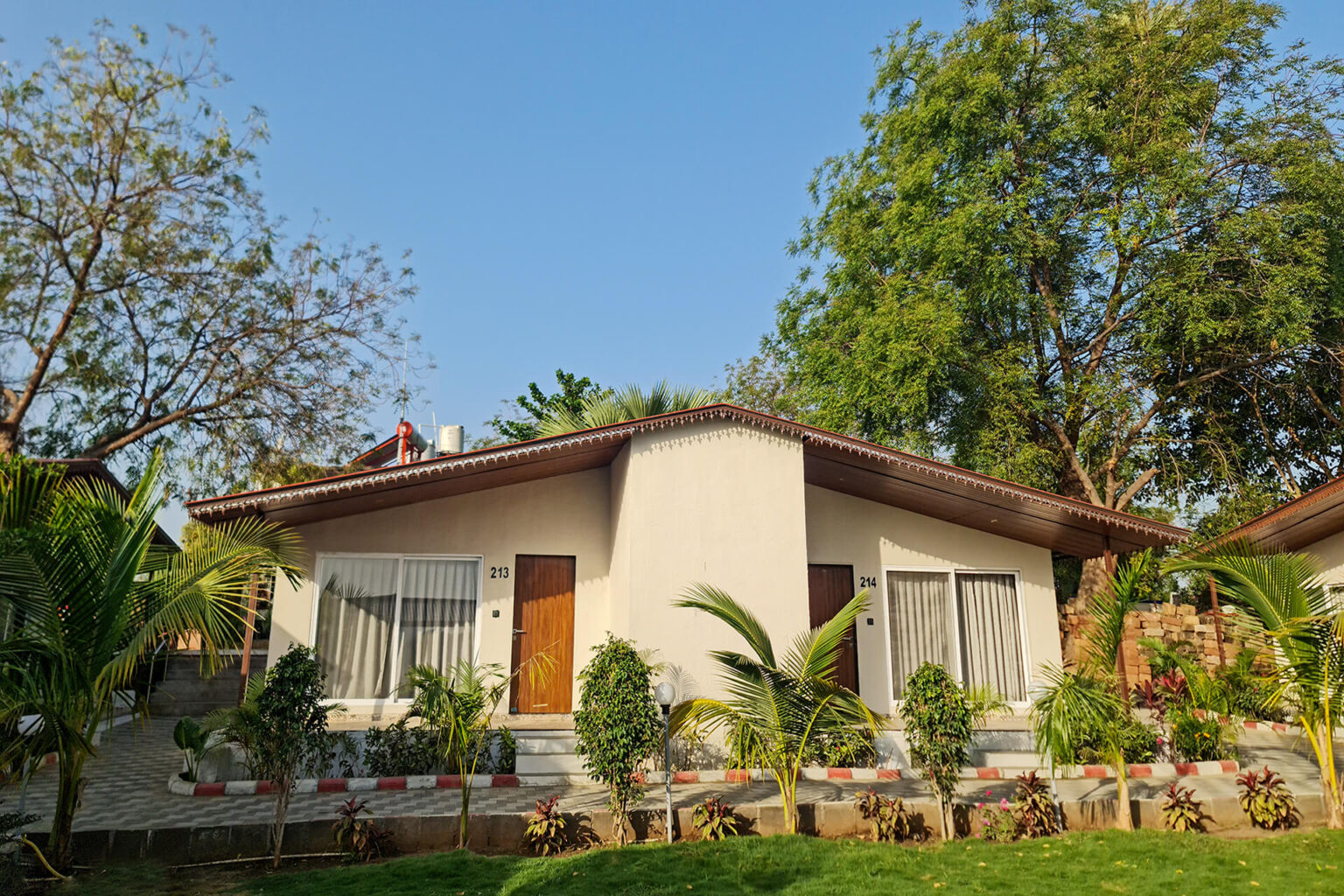 Resorts with Narmada River View near Statue Of Unity